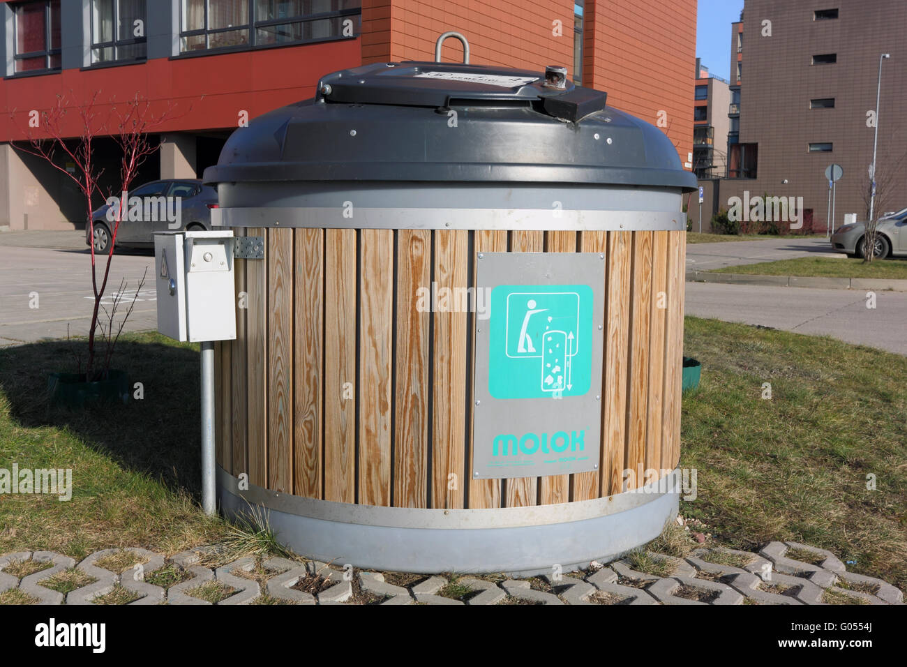 Modern waste container hi-res stock photography and images - Alamy