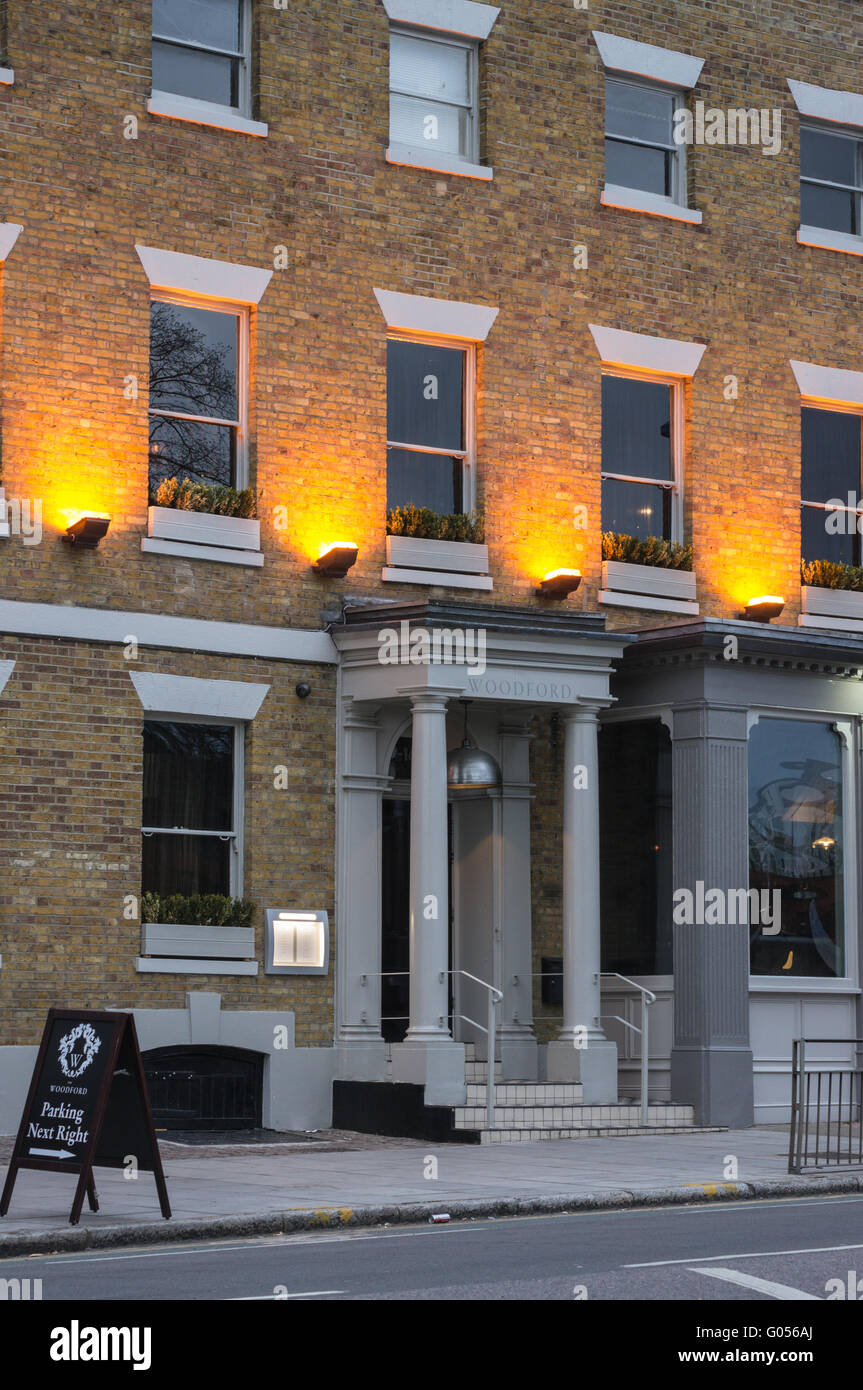 South Woodford High Resolution Stock Photography and Images - Alamy