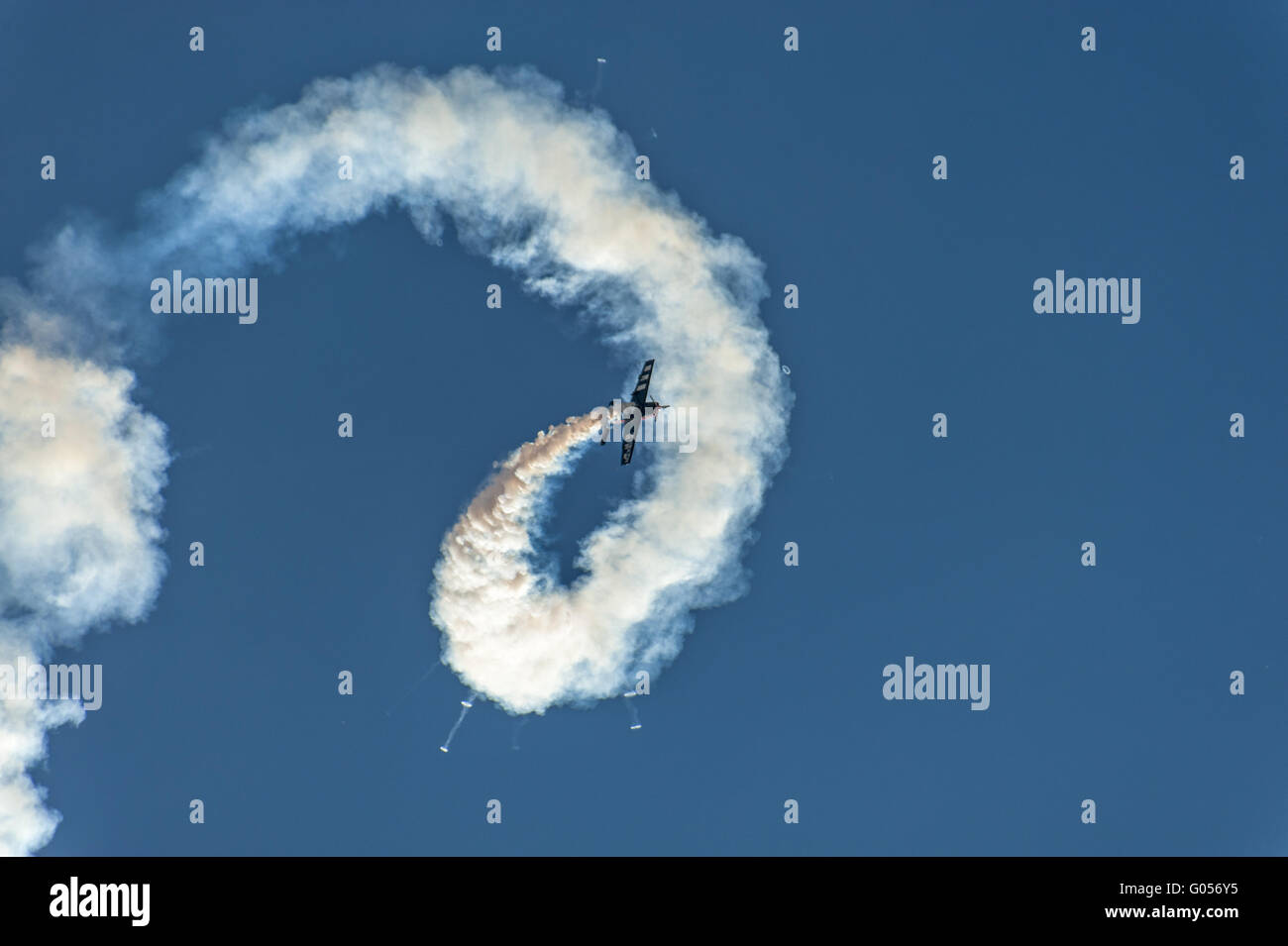 Extra 300s hi-res stock photography and images - Alamy