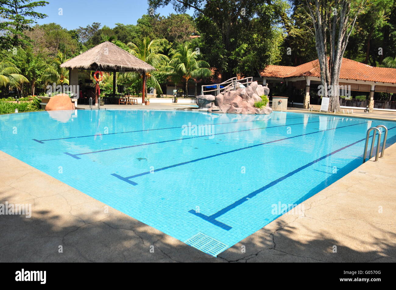 resort swimming pool 2 Stock Photo - Alamy