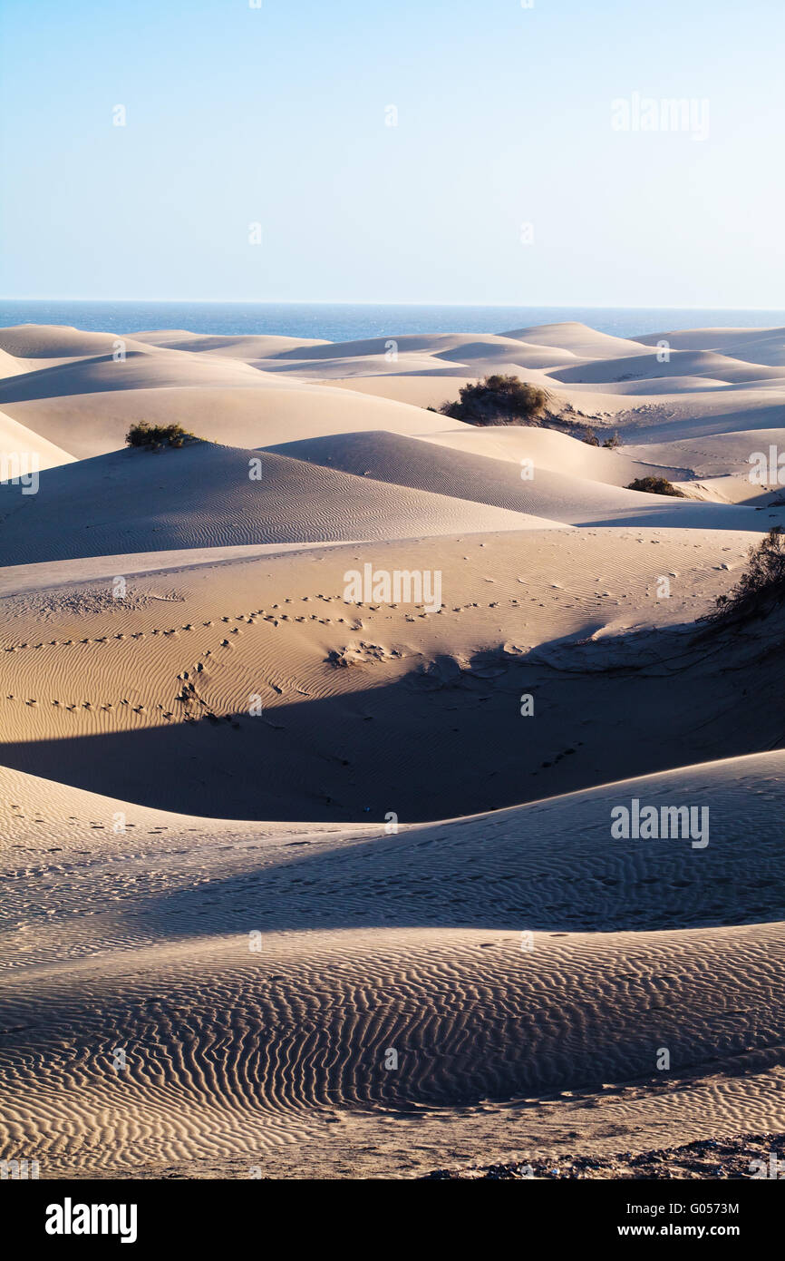 Seif dunes High Resolution Stock Photography and Images - Alamy
