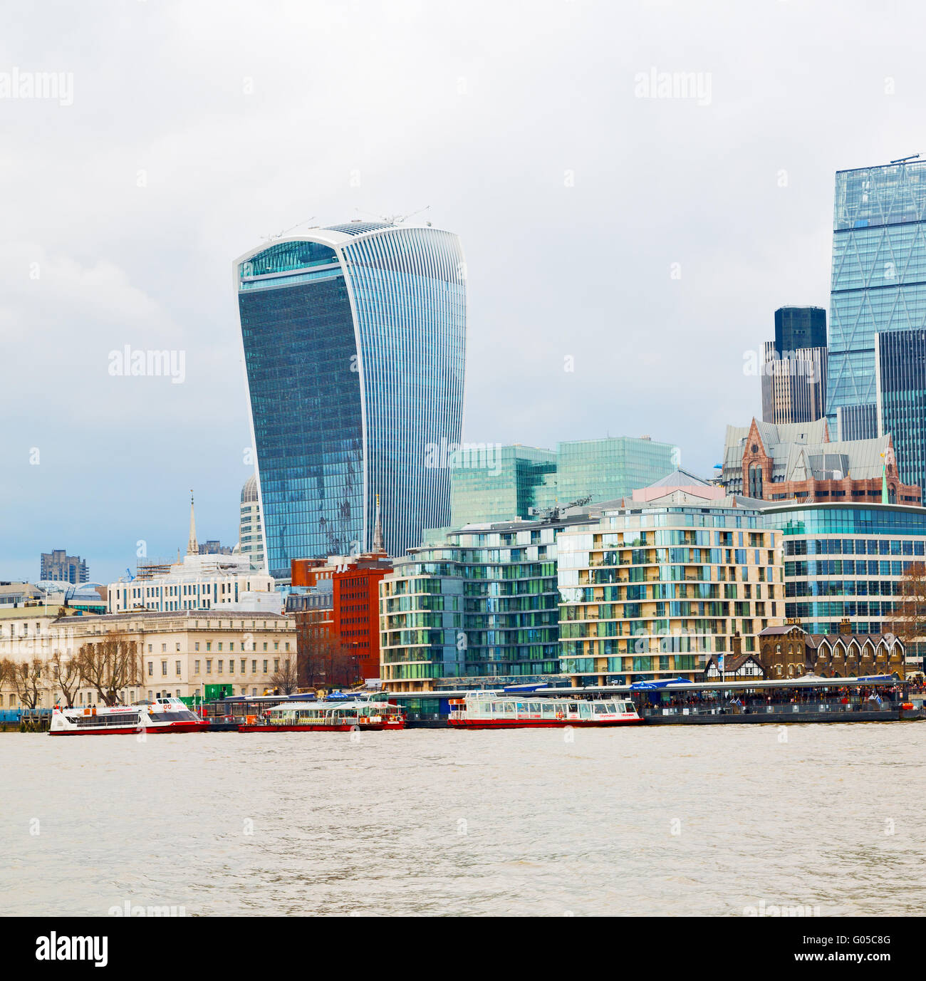 windows in the city of london home and office skyscraper building Stock ...