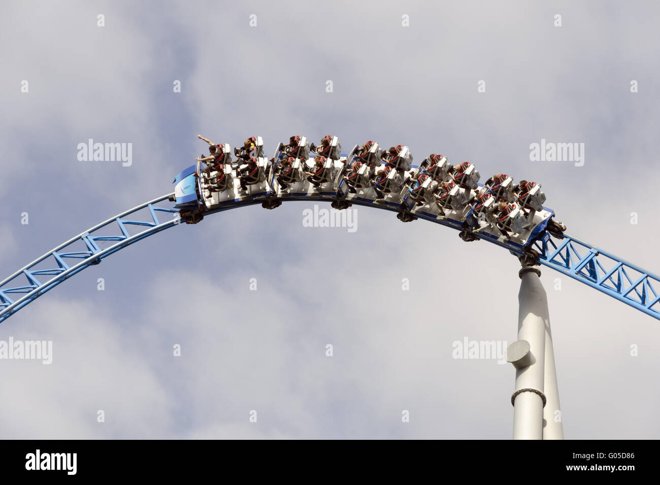 Roller coaster supports hi-res stock photography and images - Alamy