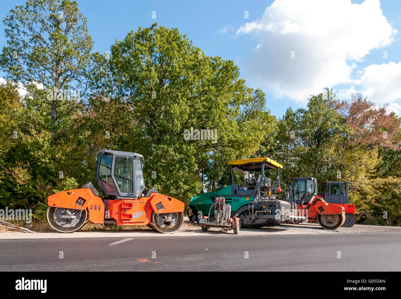 Construction and repair of roads and highways Stock Photo - Alamy