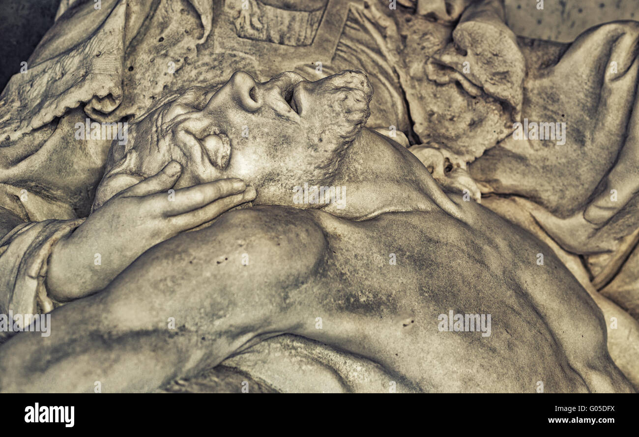 Statue mary jesus christ dead hi-res stock photography and images - Alamy