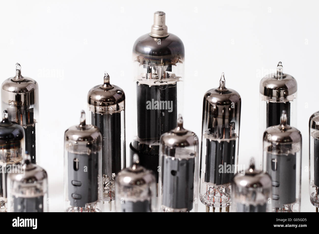Vacuum tube transistor hi-res stock photography and images - Alamy