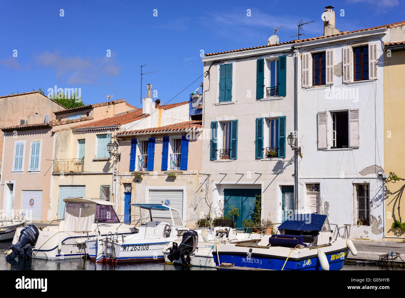 Miroir aux Oiseaux Martigues Bouche de Rhone Provence 13 France Stock Photo - Alamy