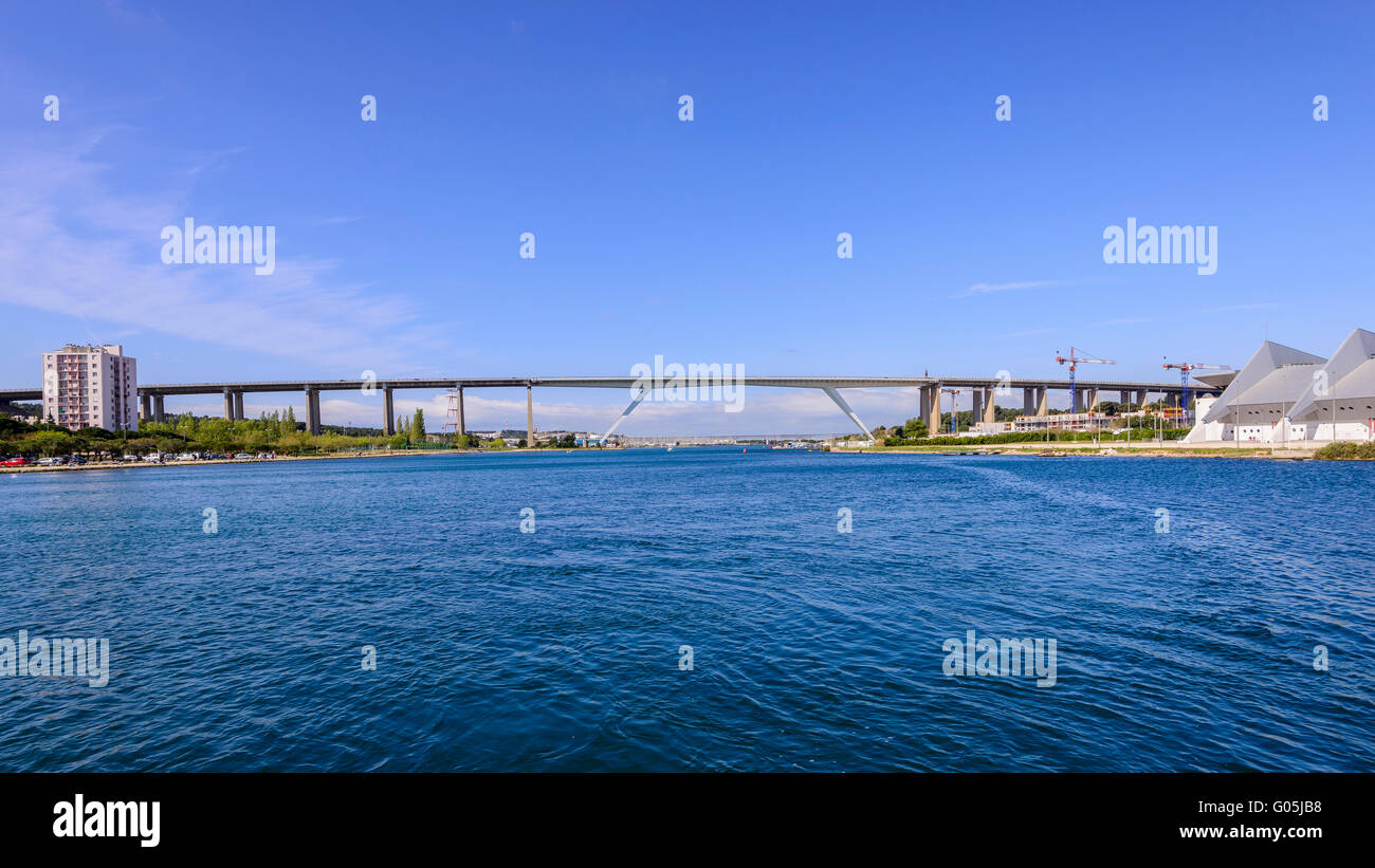Viaduc Martigues Bouche du Rhone Provence 13 France Stock Photo - Alamy
