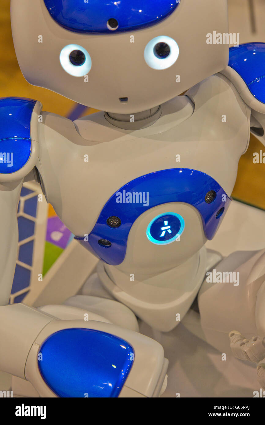 Semi humanoid robot hi-res stock photography and images - Alamy