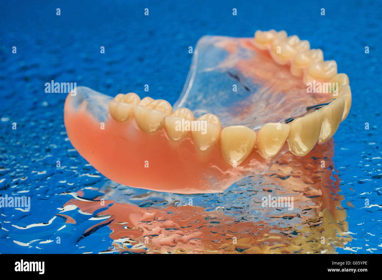 Dentures laboratory hi-res stock photography and images - Alamy