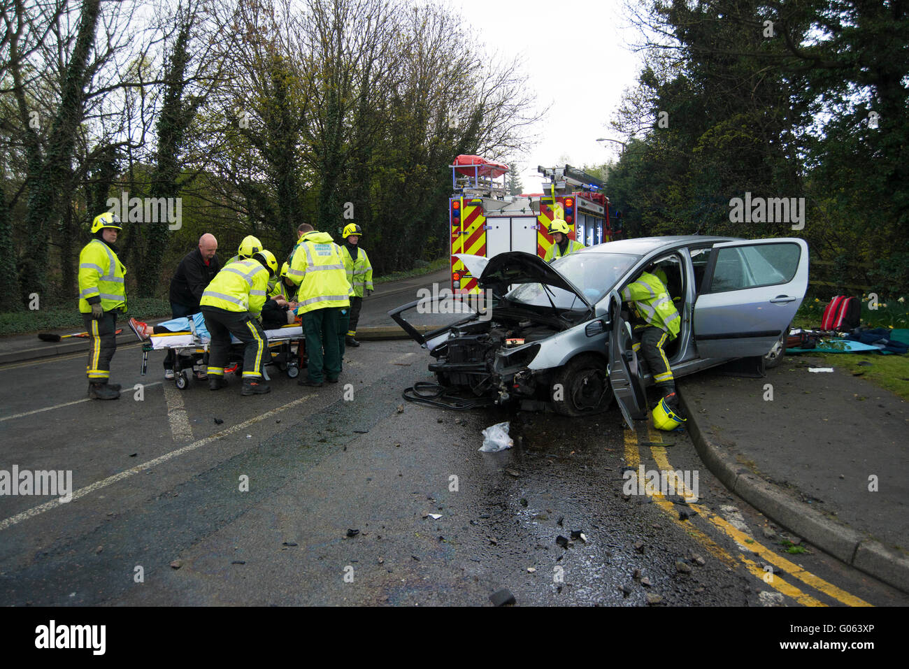 Ambulance emergency scene hi-res stock photography and images - Alamy