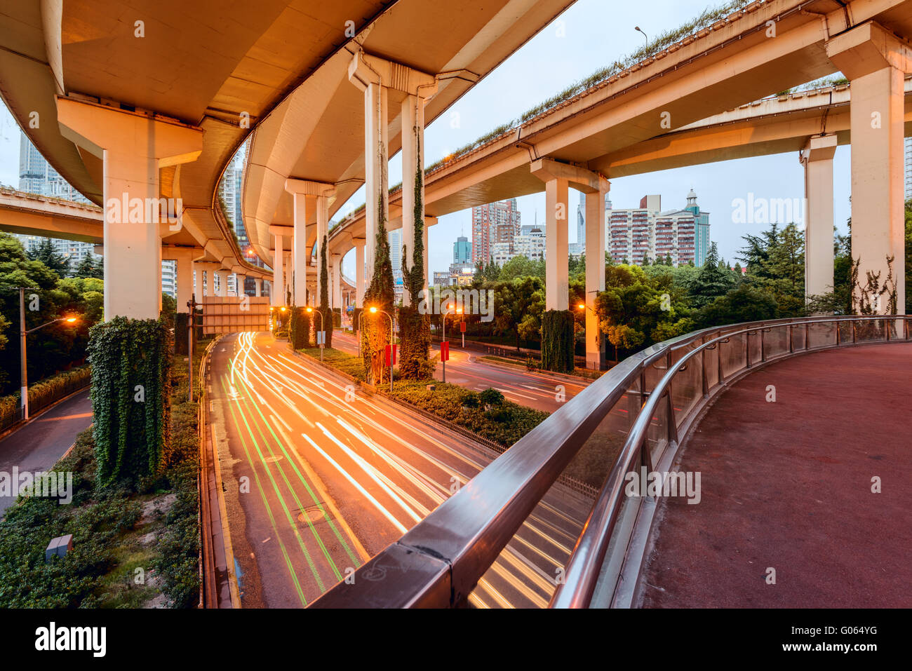 Elevated highway hi-res stock photography and images - Alamy