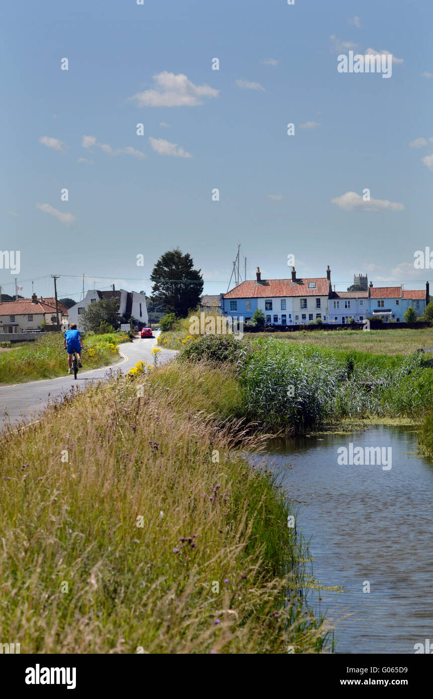 southwold harbour road Stock Photo - Alamy