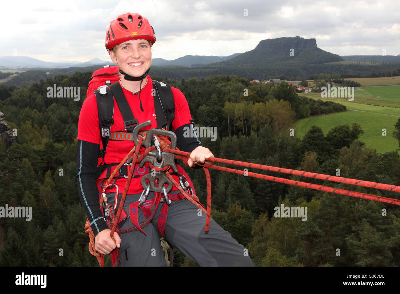 Mountain rescue rescue hi-res stock photography and images - Alamy