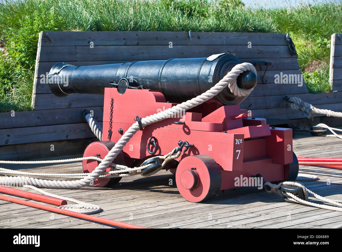 Ordnance rifle cannon hi-res stock photography and images - Alamy
