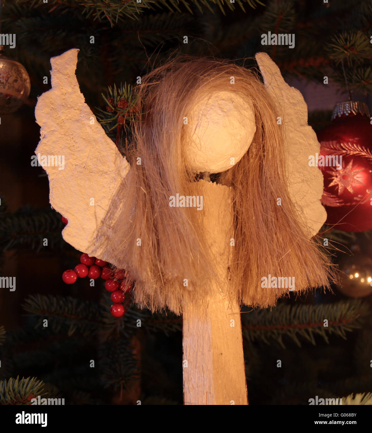Angle on tree Stock Photo - Alamy