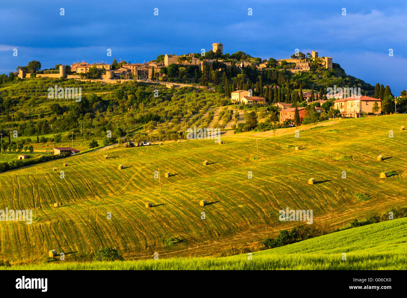 sunset view of Monticchiello Stock Photo - Alamy