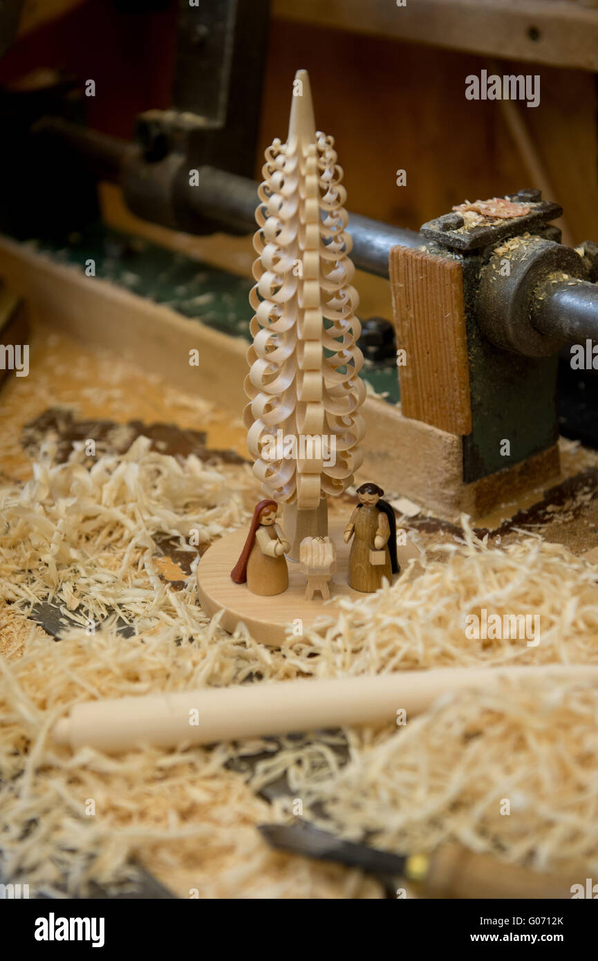 Seiffen, Germany. 11th Apr, 2016. A traditional handcrafted wooden ...
