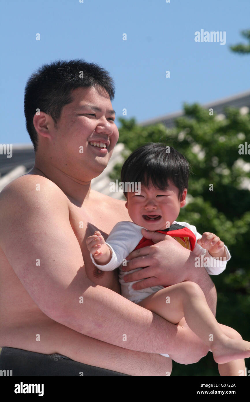 Tokyo, Japan. 29th April, 2016. Baby Crying Sumo, Naki-Zumo event was ...