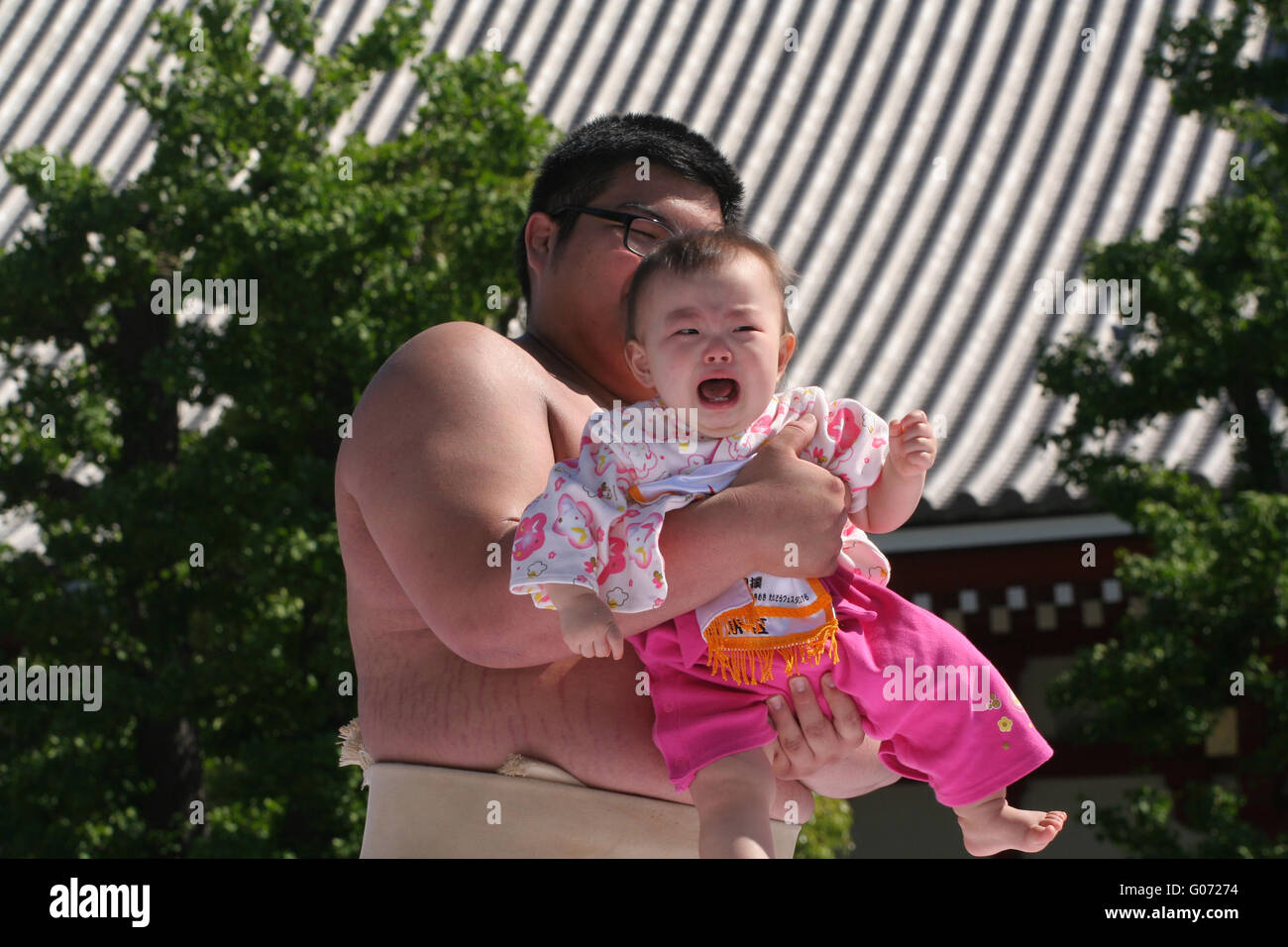Tokyo, Japan. 29th April, 2016. Baby Crying Sumo, Naki-Zumo event was ...