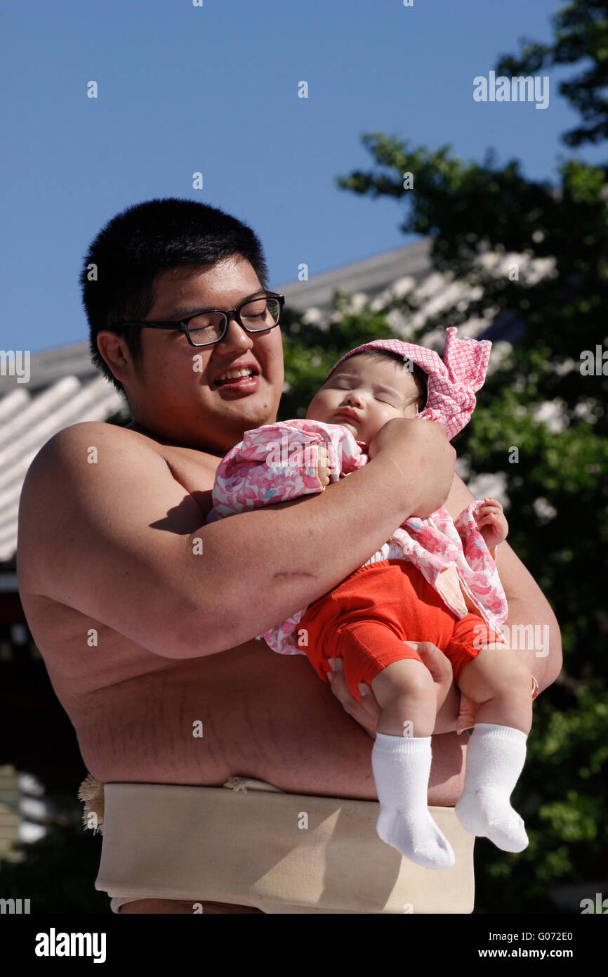 Tokyo, Japan. 29th April, 2016. Baby Crying Sumo, Naki-Zumo event was ...