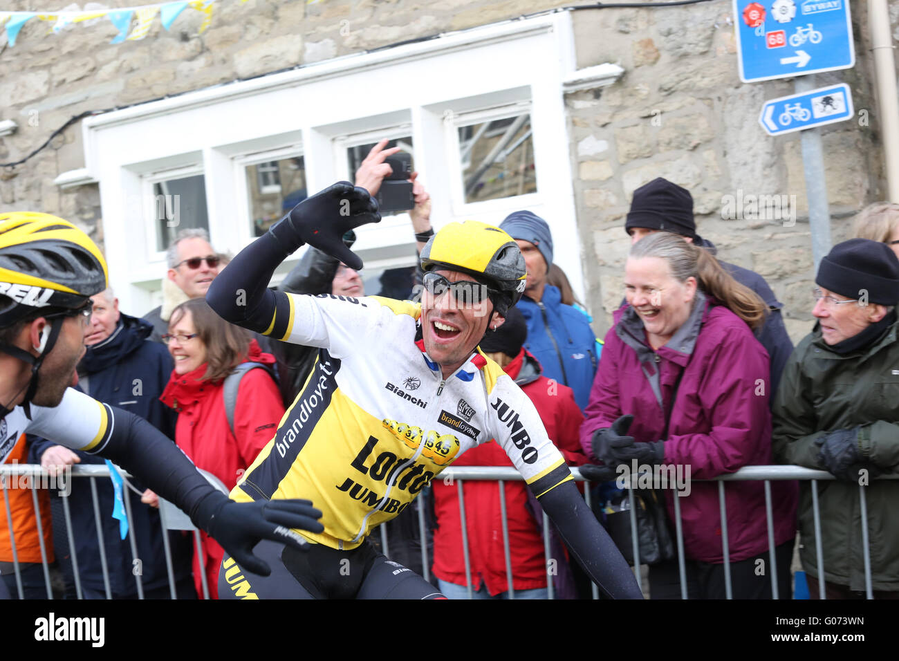 Settle yorkshire bike hi-res stock photography and images - Alamy
