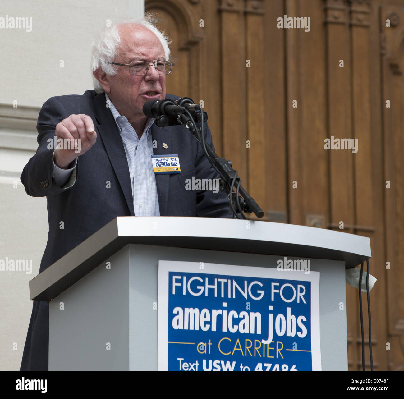 Indianapolis, Indiana, USA. 29th Apr, 2016. Democratic presidential ...