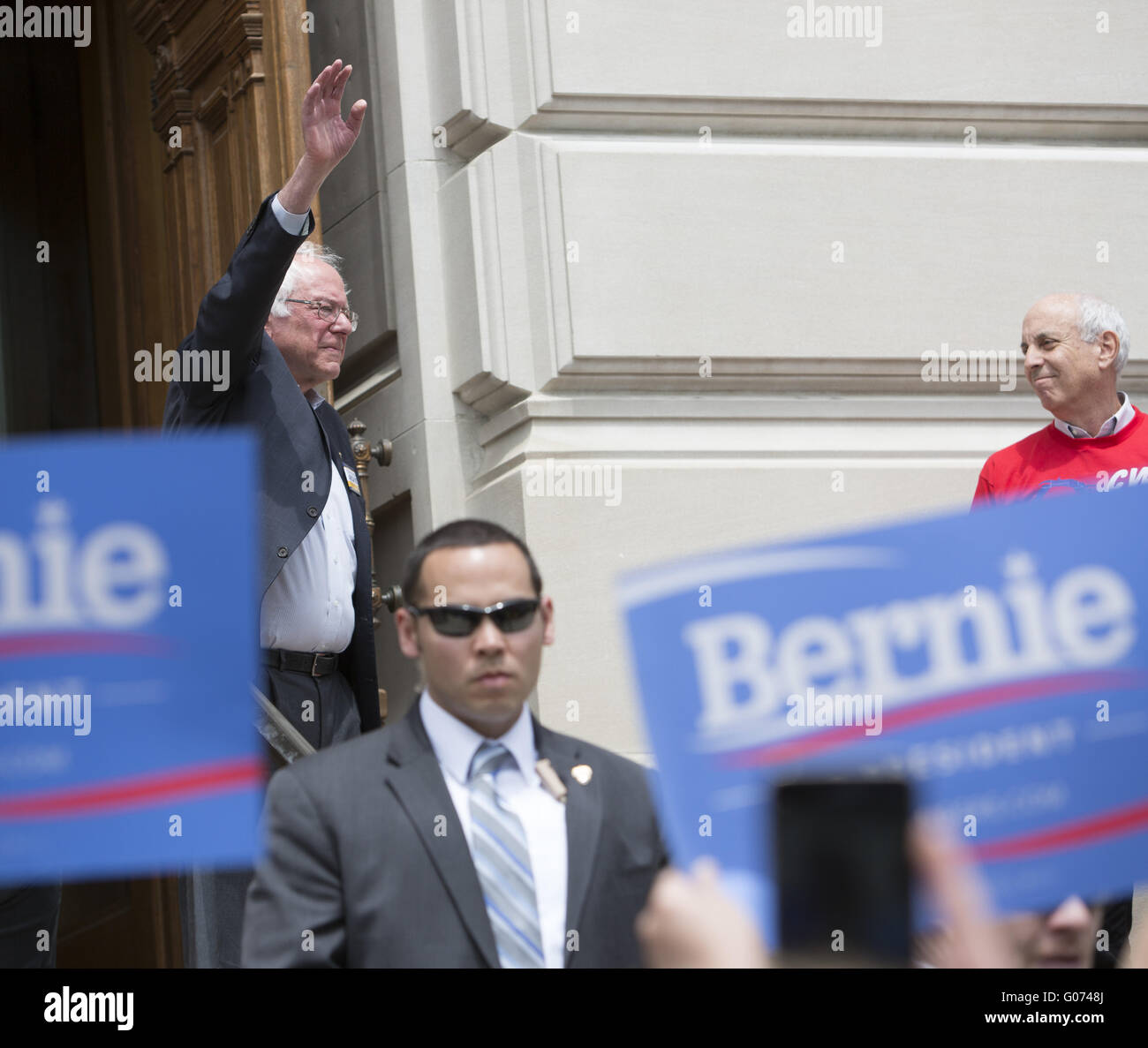 Indianapolis, Indiana, USA. 29th Apr, 2016. Democratic presidential ...