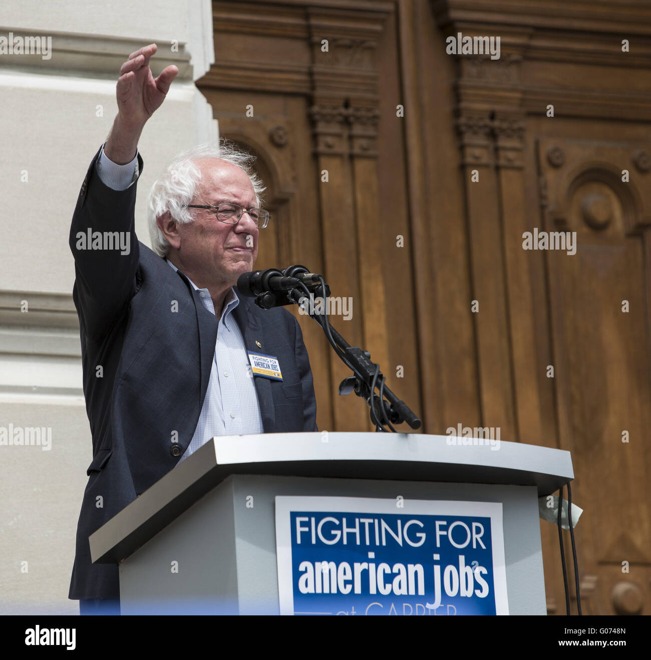 Indianapolis, Indiana, USA. 29th Apr, 2016. Democratic presidential ...