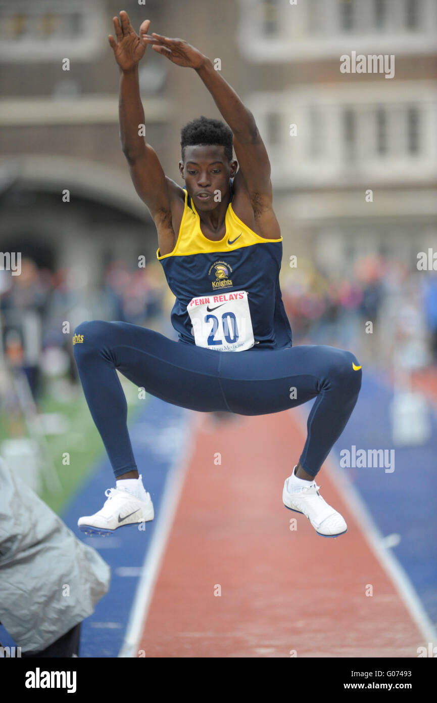 Philadelphia, Pennsylvania, USA. 29th Apr, 2016. College Men's long ...