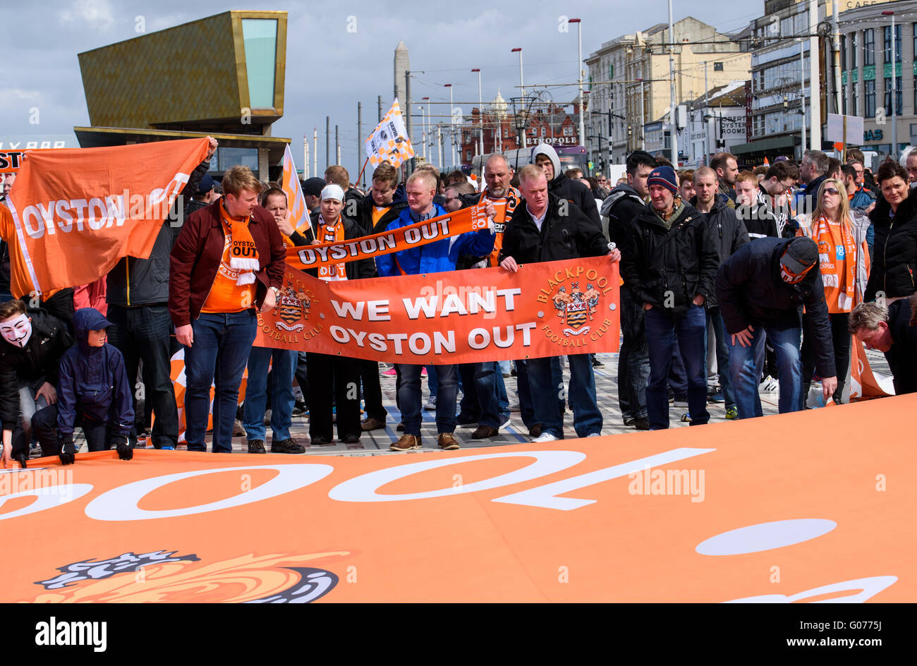 Chairman of blackpool fc hi-res stock photography and images - Alamy