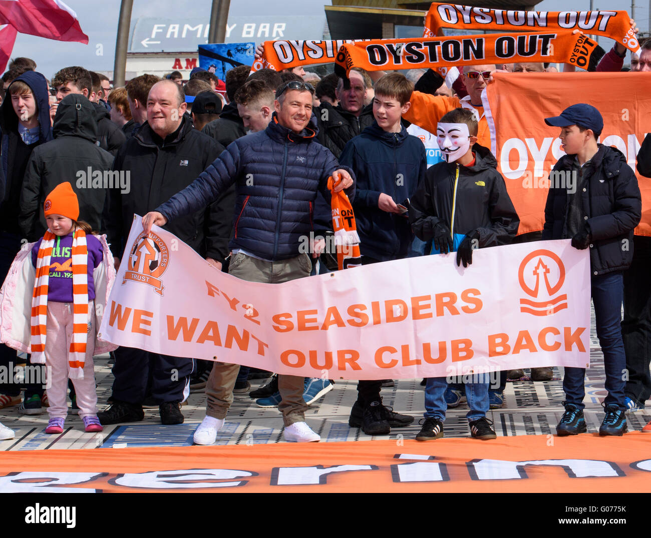 Chairman of blackpool fc hi-res stock photography and images - Alamy