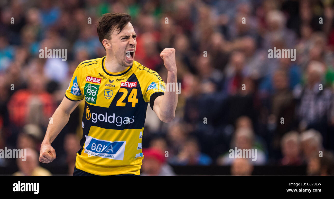 Mannheim's Patrick Groetzki celebrating during the DHB-Cup semifinals ...