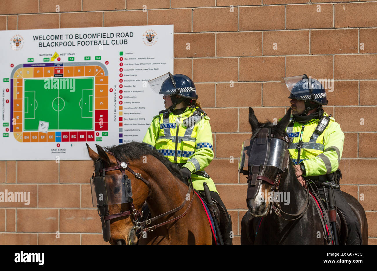 police force officer service policeman pc wpc cop copper law ...