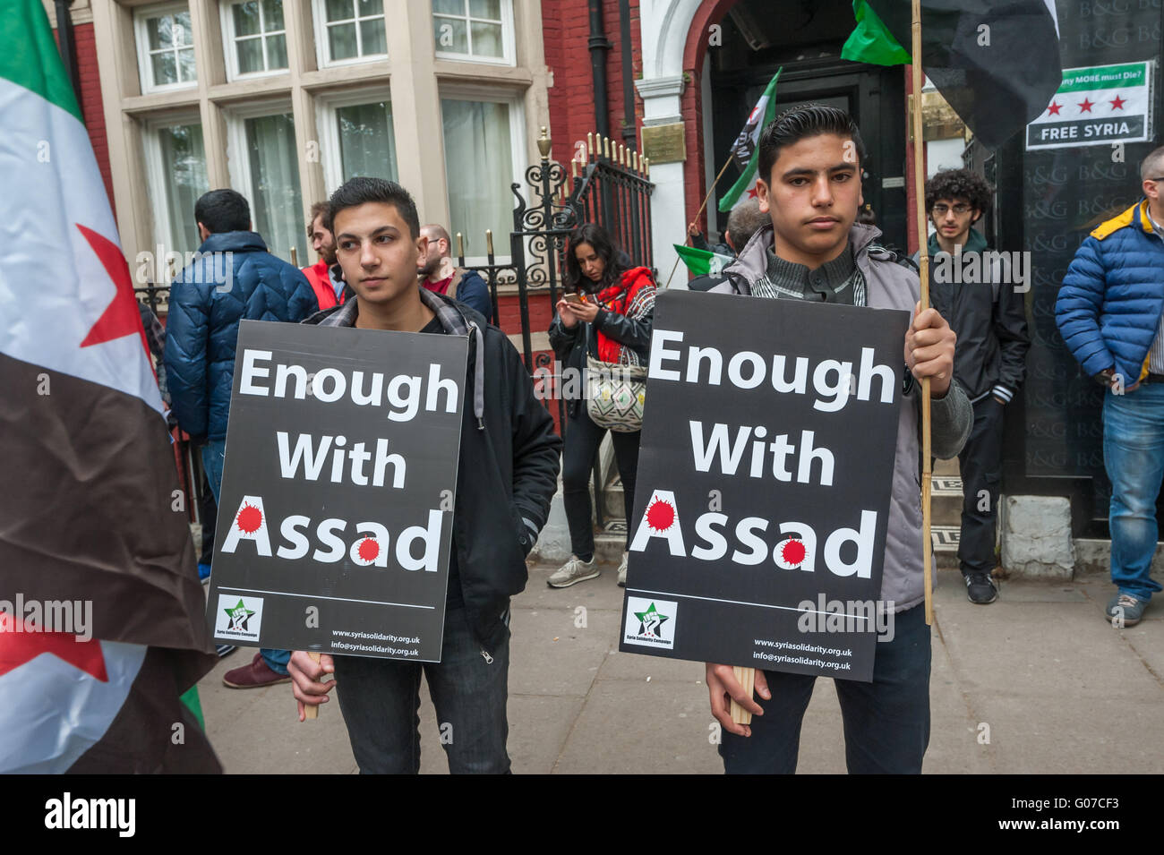 Assad putin poster hi-res stock photography and images - Alamy