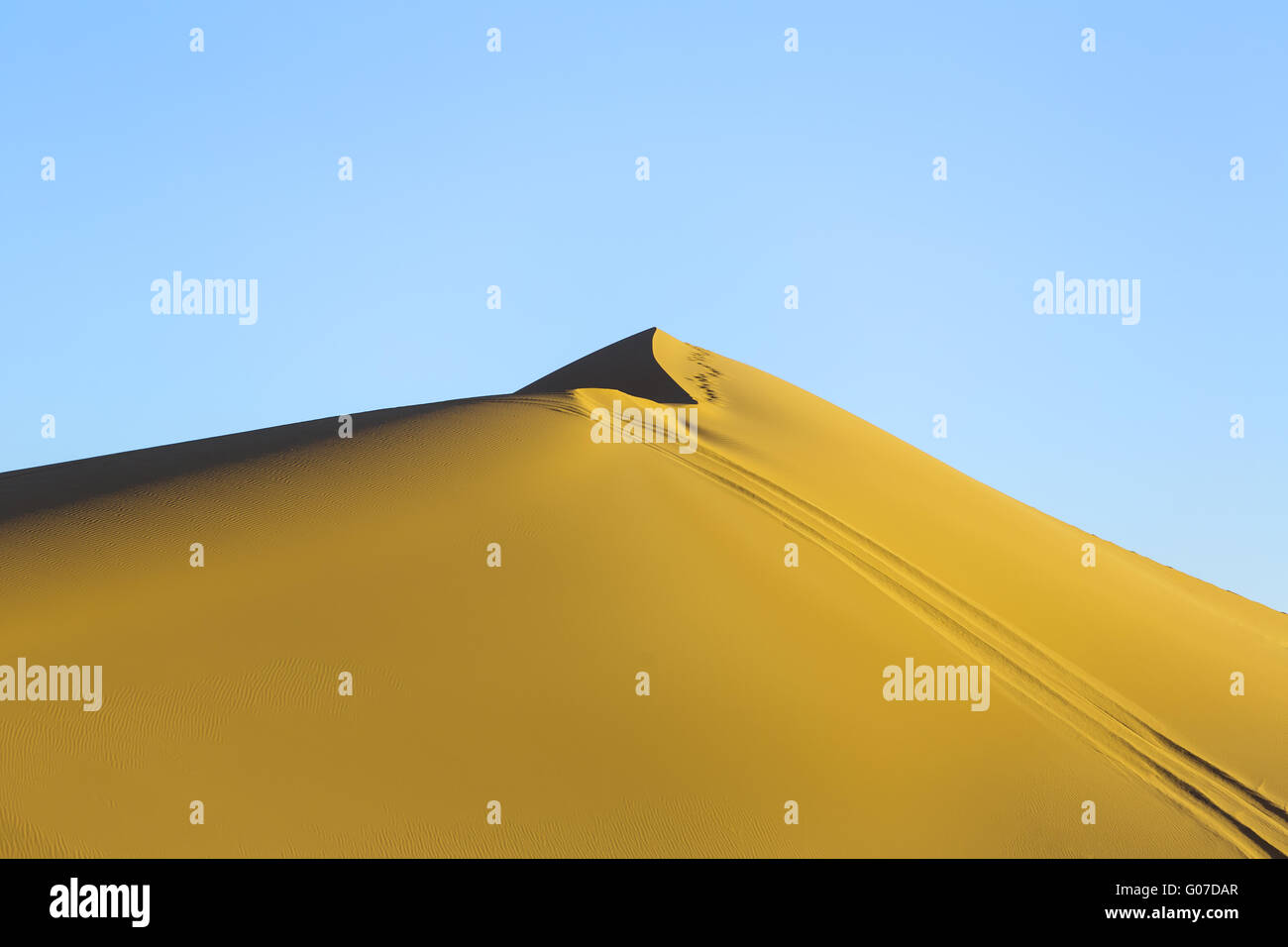Iranian desert hi-res stock photography and images - Alamy