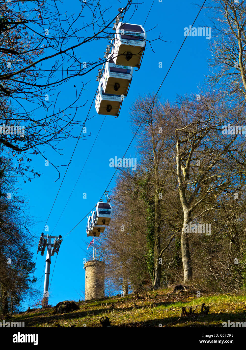 Cable cars ascending to the Heights of Abraham attraction at Matlock ...