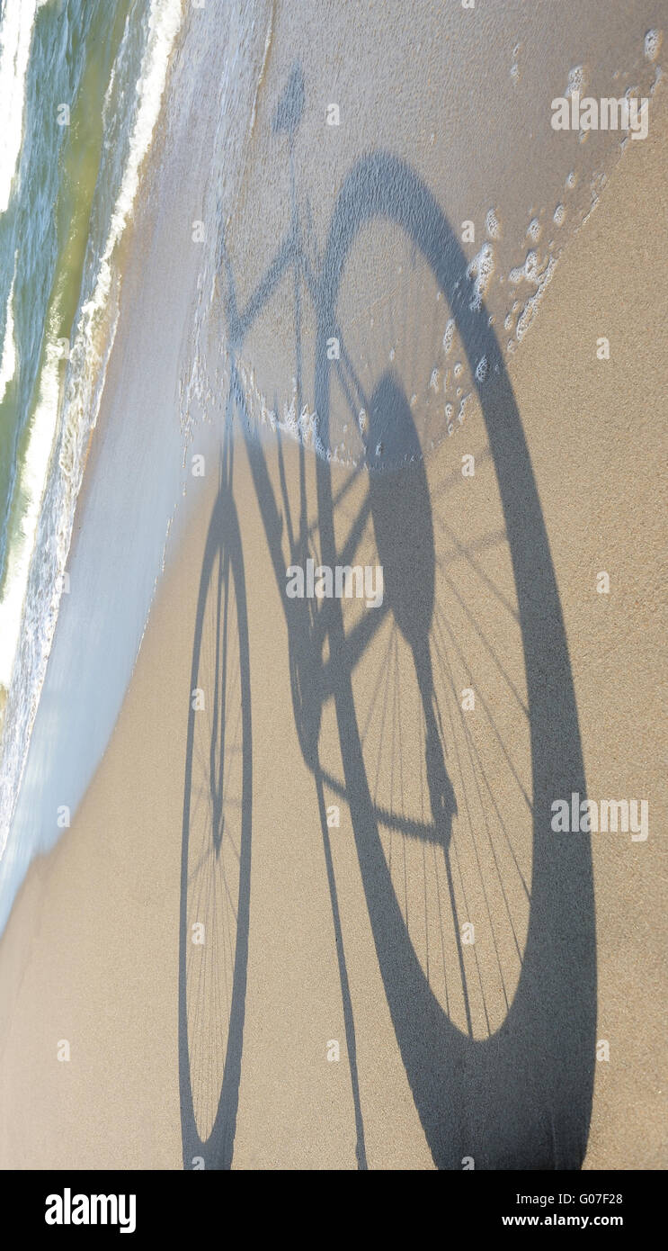 Shadow bike wheels hi-res stock photography and images - Alamy