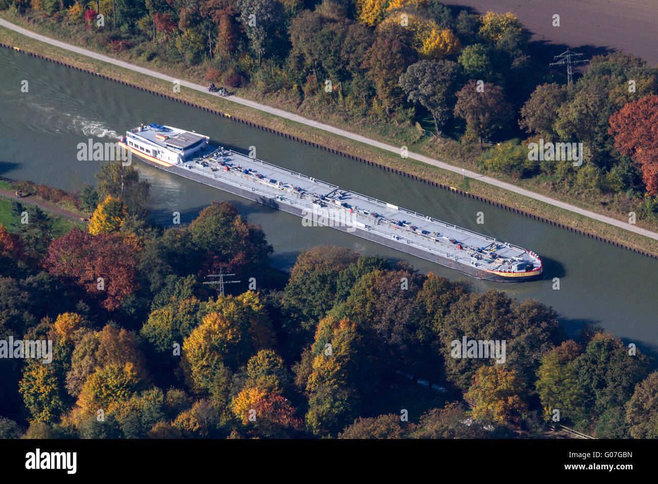 Aerial ship foto hi-res stock photography and images - Alamy