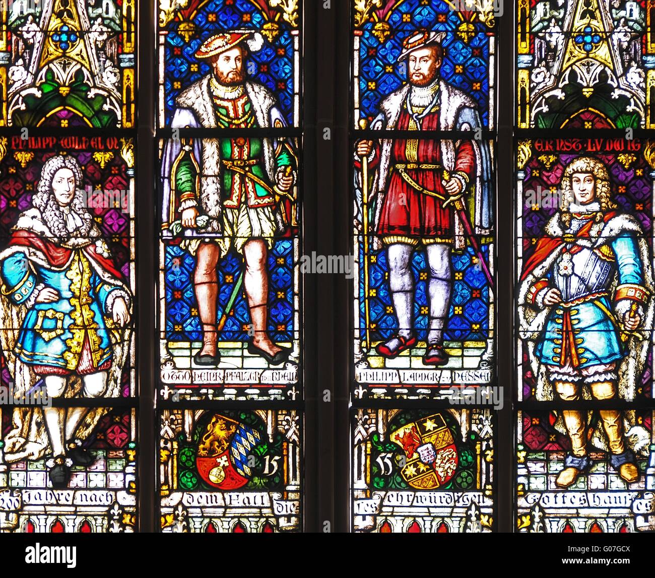Window of appearance hi-res stock photography and images - Alamy