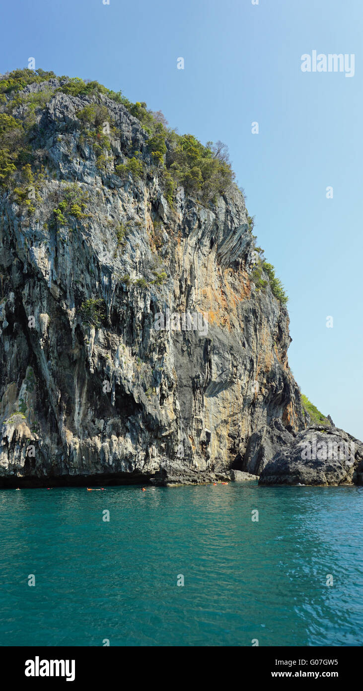 limestone rocks at thailands coast on ko lanta Stock Photo - Alamy