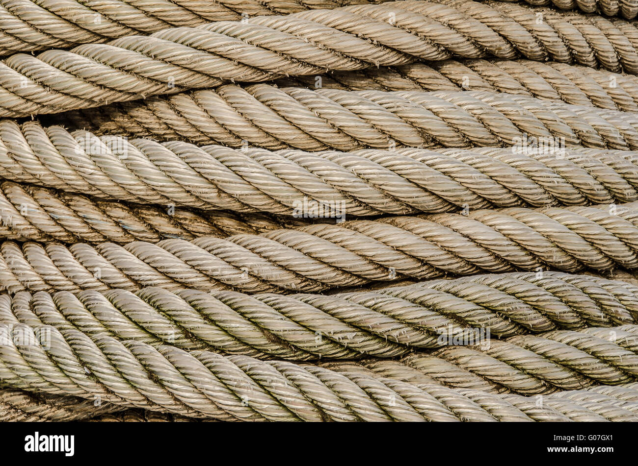 Wound up mooring 2 Stock Photo - Alamy