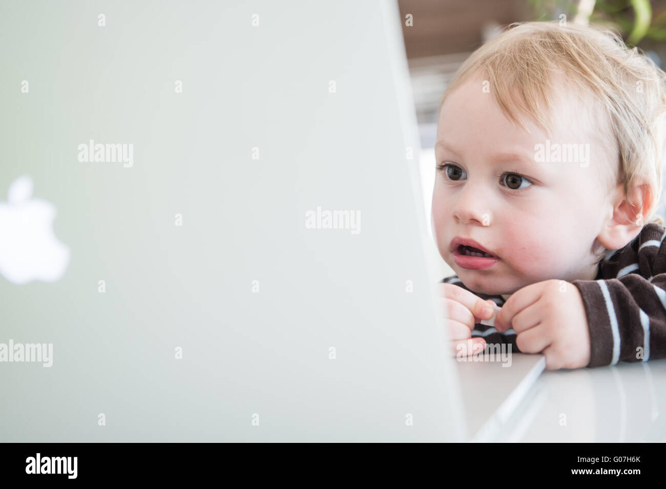 The apple generation Stock Photo - Alamy