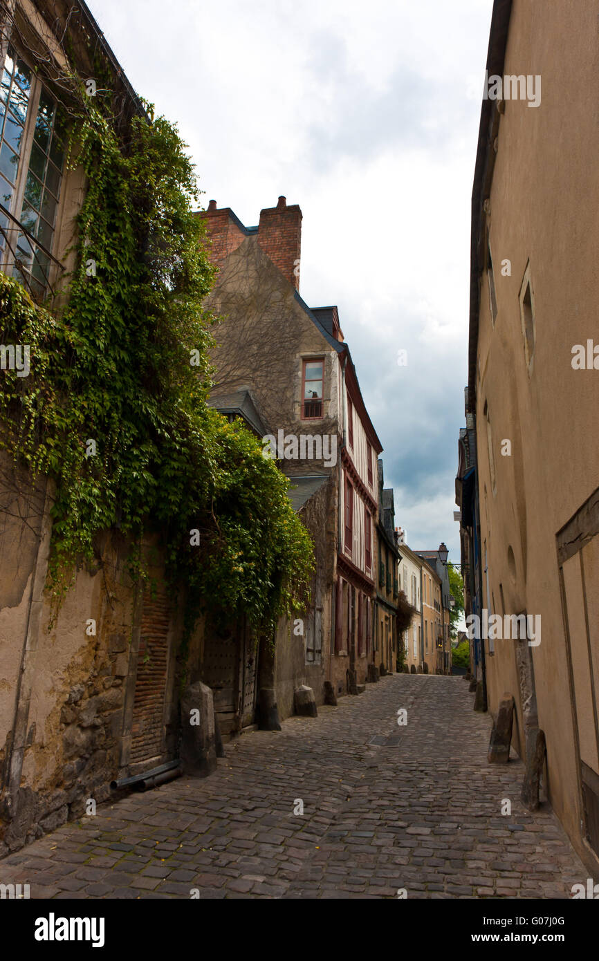 Narrow street wall district hi-res stock photography and images - Alamy
