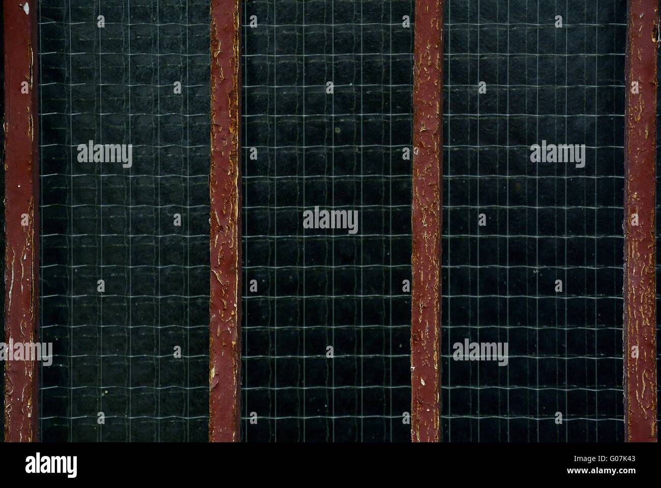 Fenster gitter pattern hi-res stock photography and images - Alamy