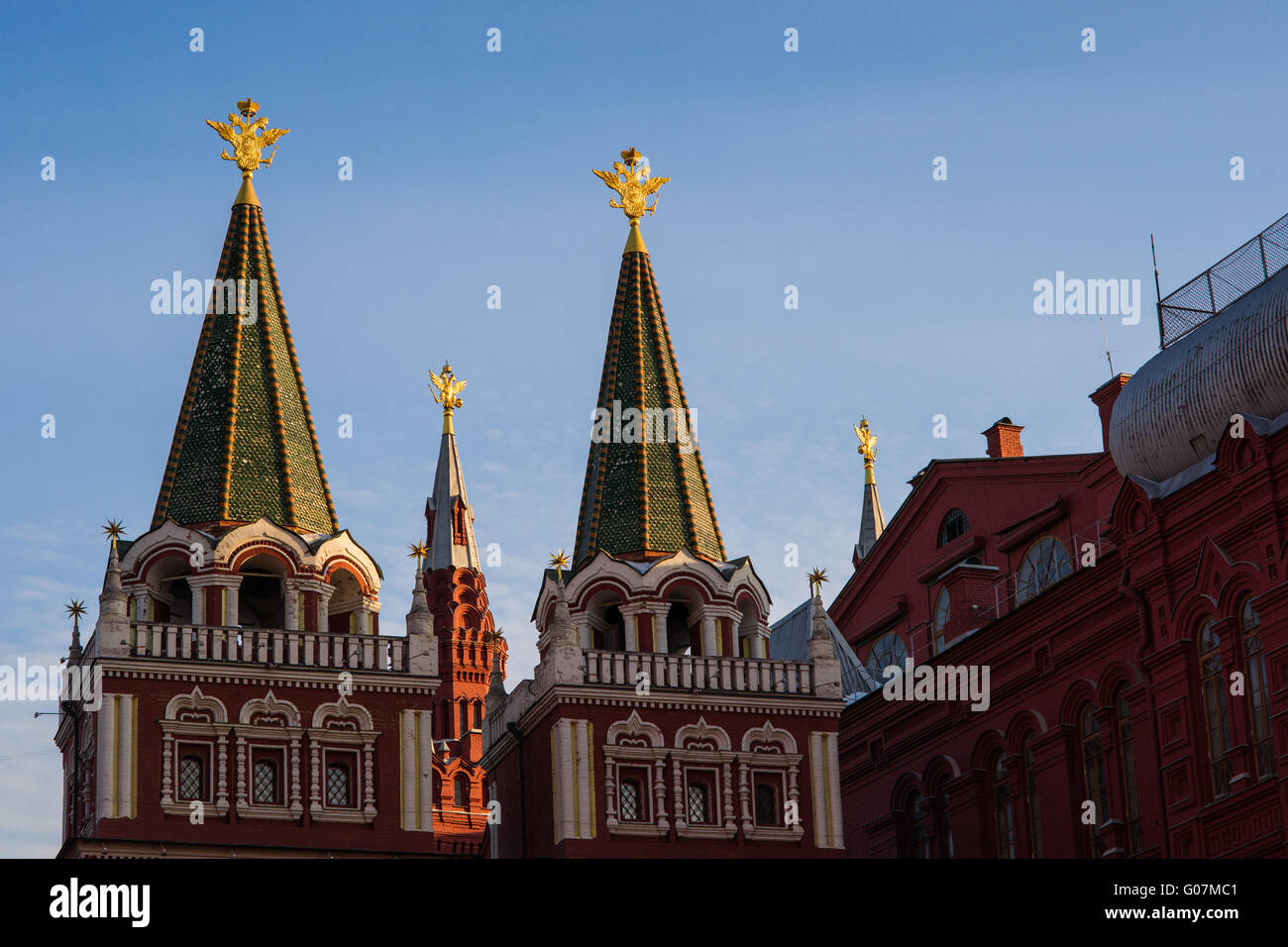 Resurrection Gate To Red Square Of Moscow City Stock Photo - Alamy