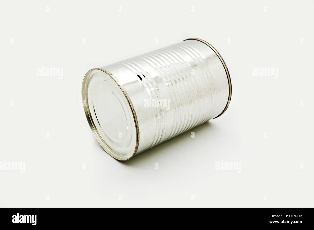 Food tin can on white Stock Photo - Alamy