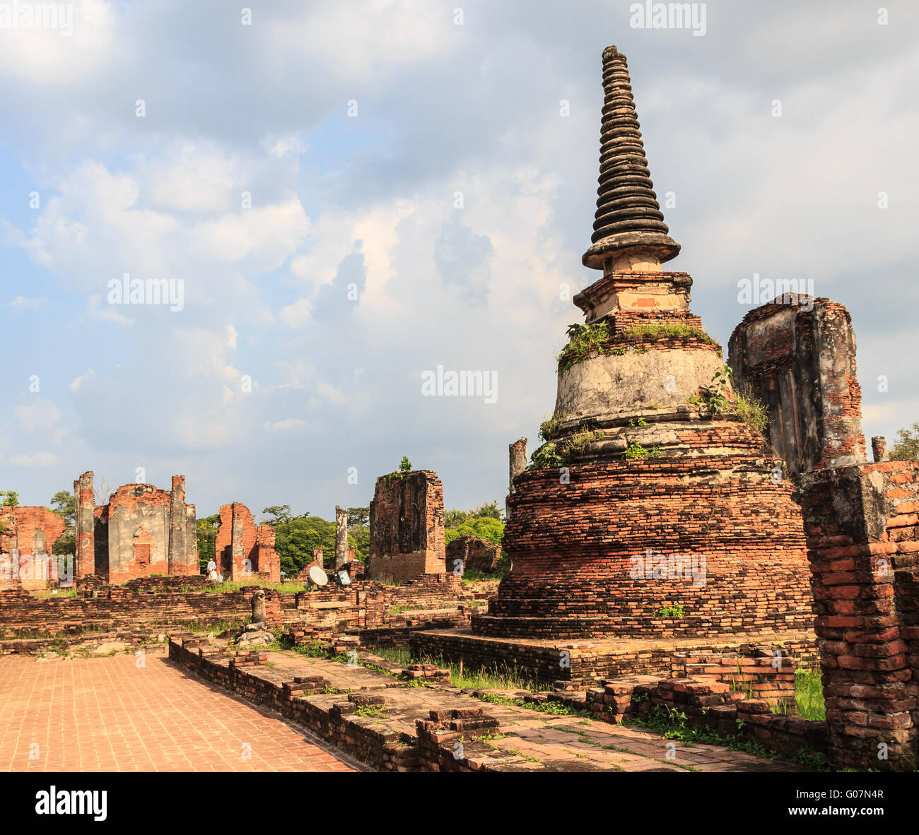 Ancient ruined temple hi-res stock photography and images - Alamy