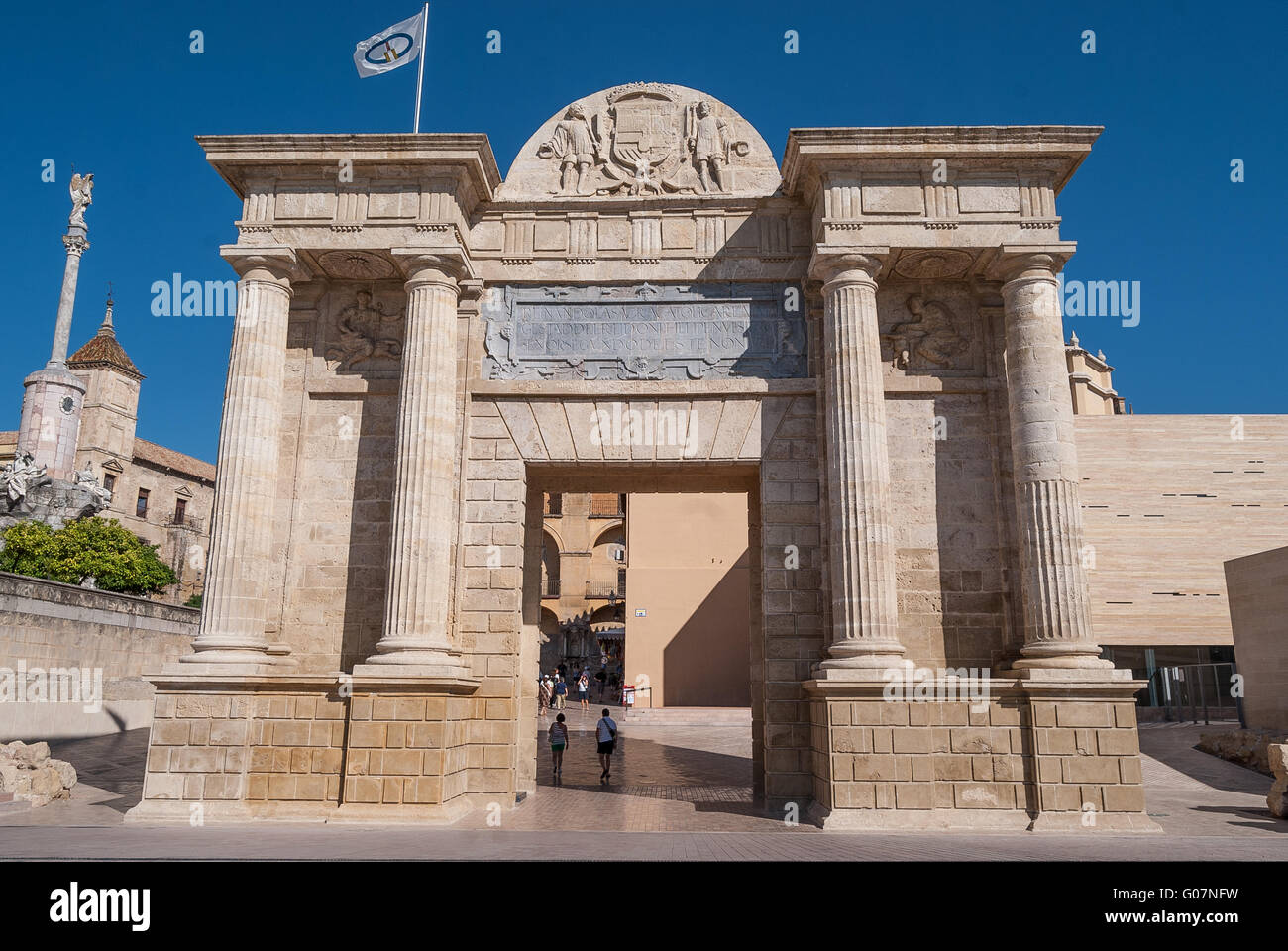 Roman door hi-res stock photography and images - Alamy