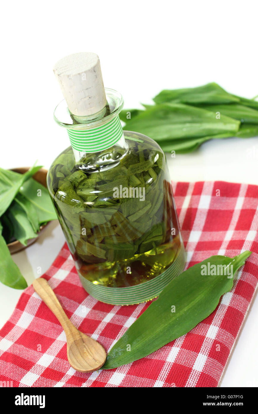 wild garlic tincture Stock Photo - Alamy